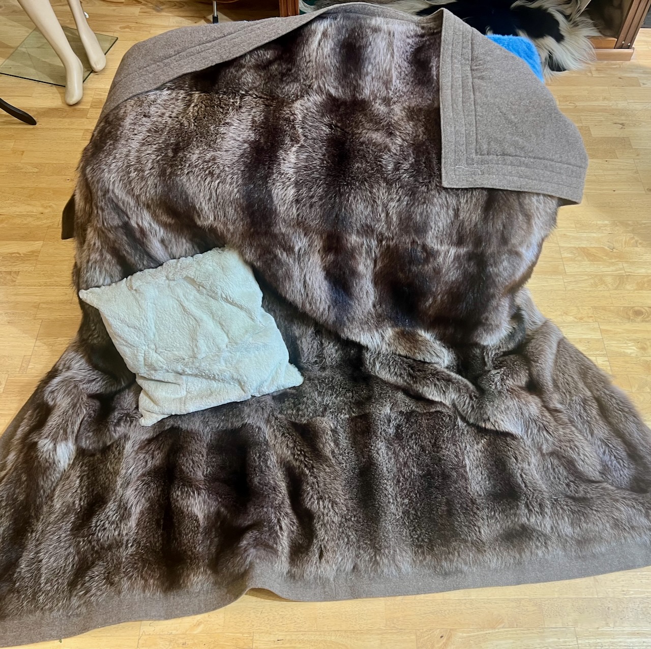 Pelzdecken - Wiener Pelzwerkstatt Johann Jouja